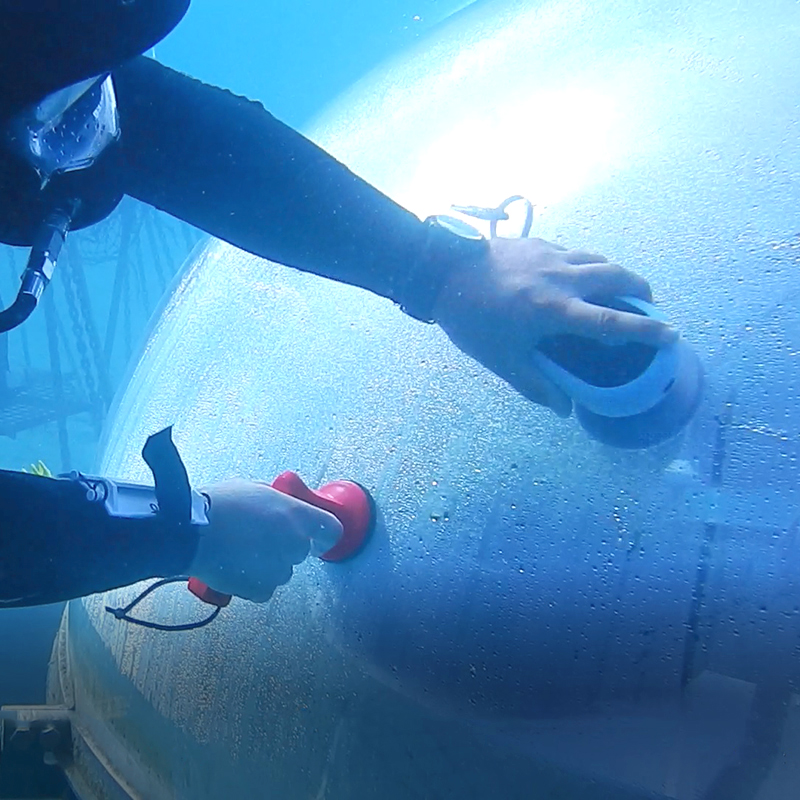Underwater Cleaning - Fairway Making Cleaning Easy